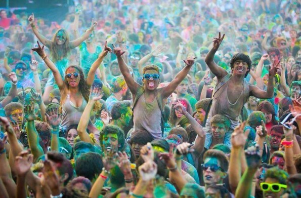 Festa das Cores: o que é 25 fotos do evento pelo mundo