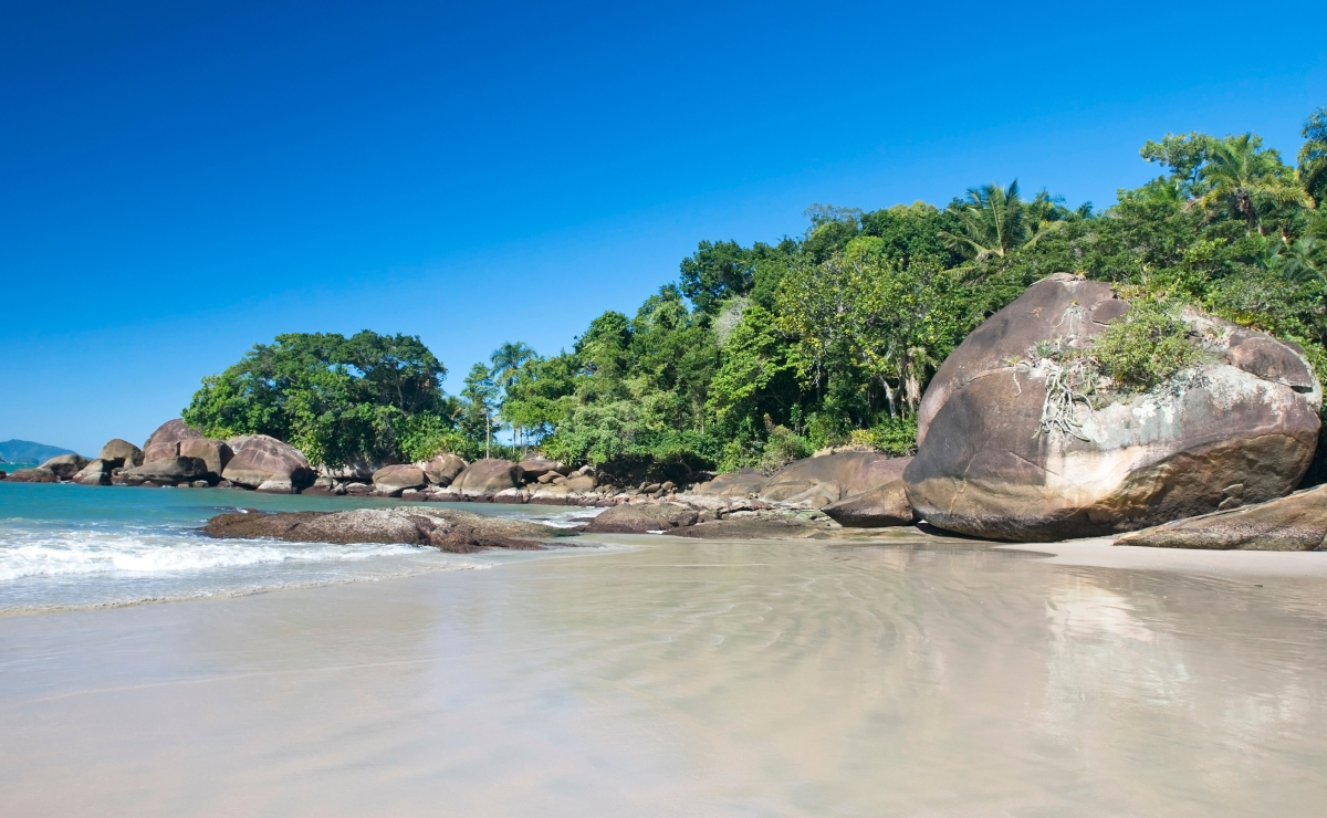17 praias entre São Paulo e Rio de Janeiro para visitar nas férias