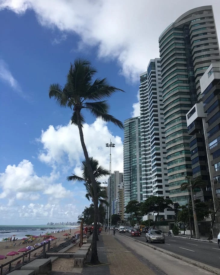 Boa Viagem: guia completo para curtir o bairro mais popular de Recife