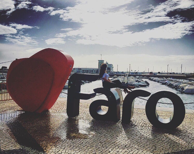 Faro: motivos e dicas para conhecer esta belíssima cidade de Portugal