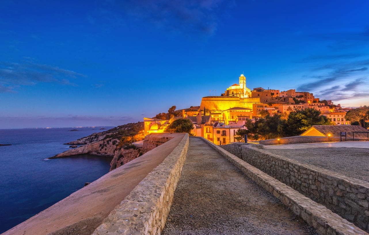 Ibiza: as melhores dicas para aproveitar a badalada ilha espanhola