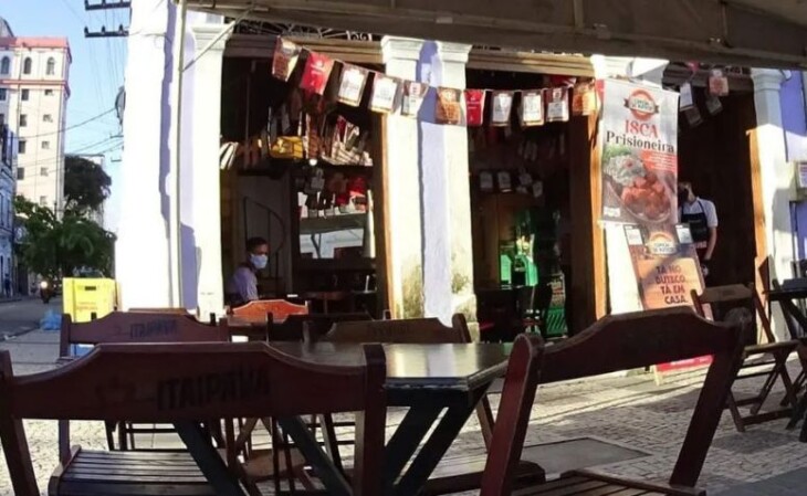 Bares em Recife: 25 opções que vão te garantir uma noite animada