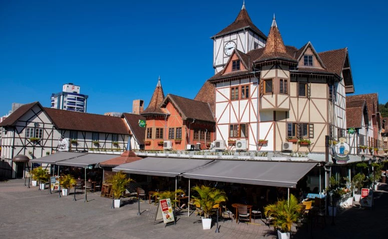 O que fazer em Blumenau: 25 pontos turísticos incríveis para visitar