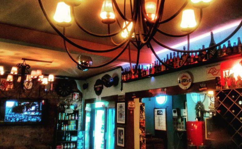 16 bares em Moema para se divertir e apreciar bons drinks