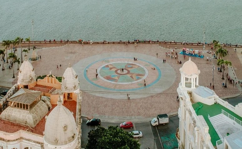 Recife Antigo: roteiro de cultura e agito pelo centro histórico