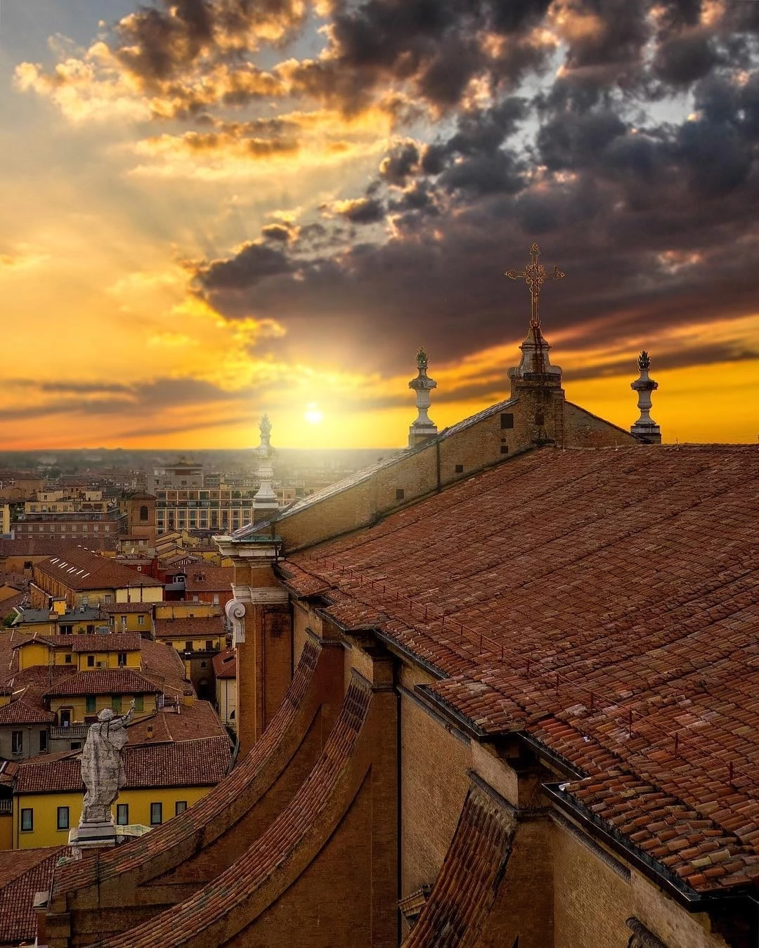 Bolonha: o que fazer e onde comer na capital gastronômica da Itália