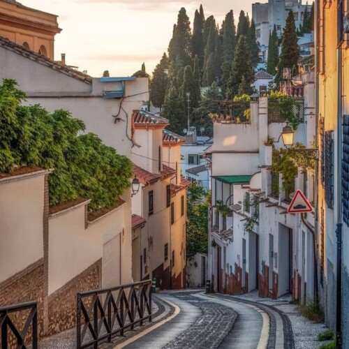 Granada: o que fazer e onde ficar na região sul da Espanha