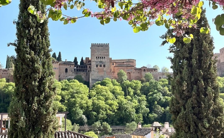 Granada: o que fazer e onde ficar na região sul da Espanha