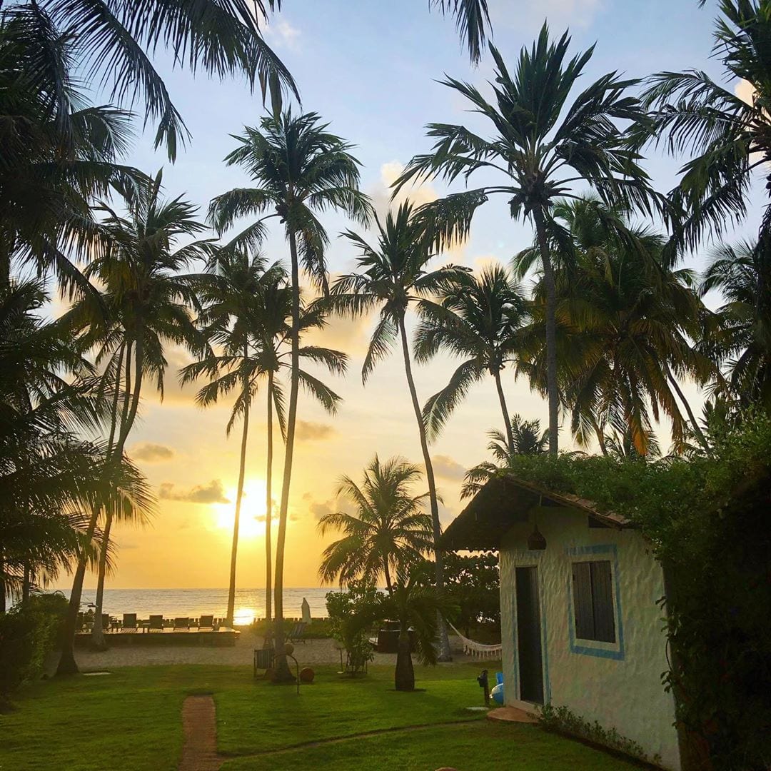 Praia do Patacho: guia do que fazer, onde comer e onde ficar