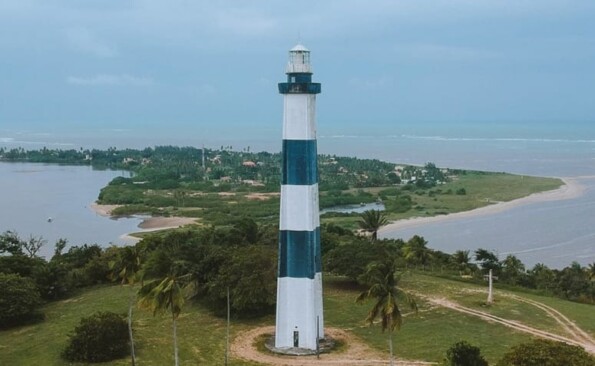 Praia do Patacho: guia do que fazer, onde comer e onde ficar