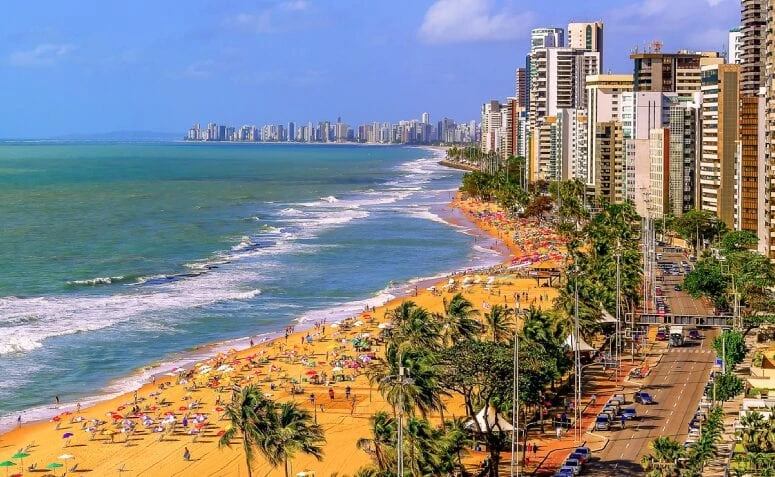 Praia de Boa Viagem: dicas e 10 fotos dessa atração de Recife