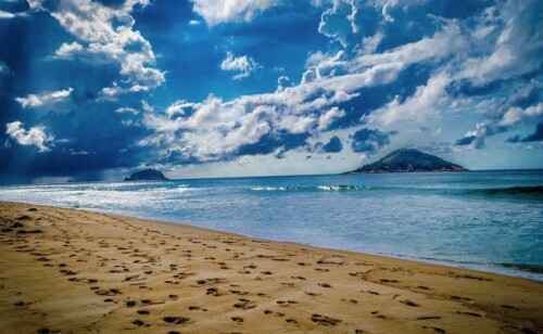 Praia de Grumari: conheça esse paradisíaco recanto carioca