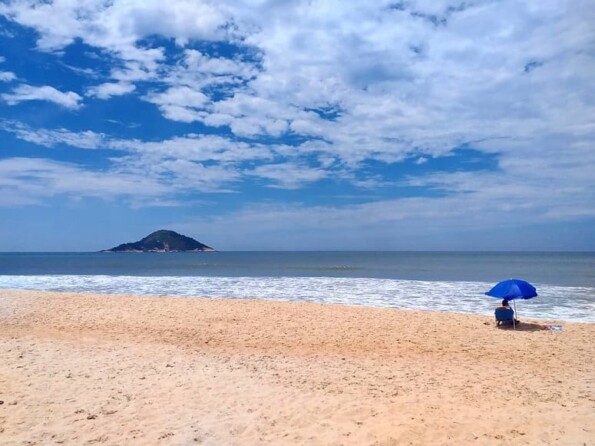 Praia de Grumari: conheça esse paradisíaco recanto carioca