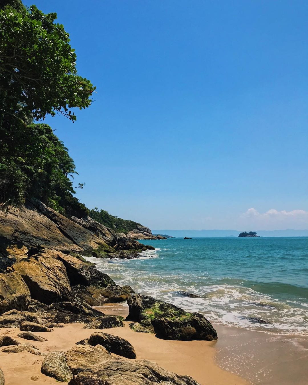 Praia do Éden: uma praia verdadeiramente paradisáica no litoral paulista