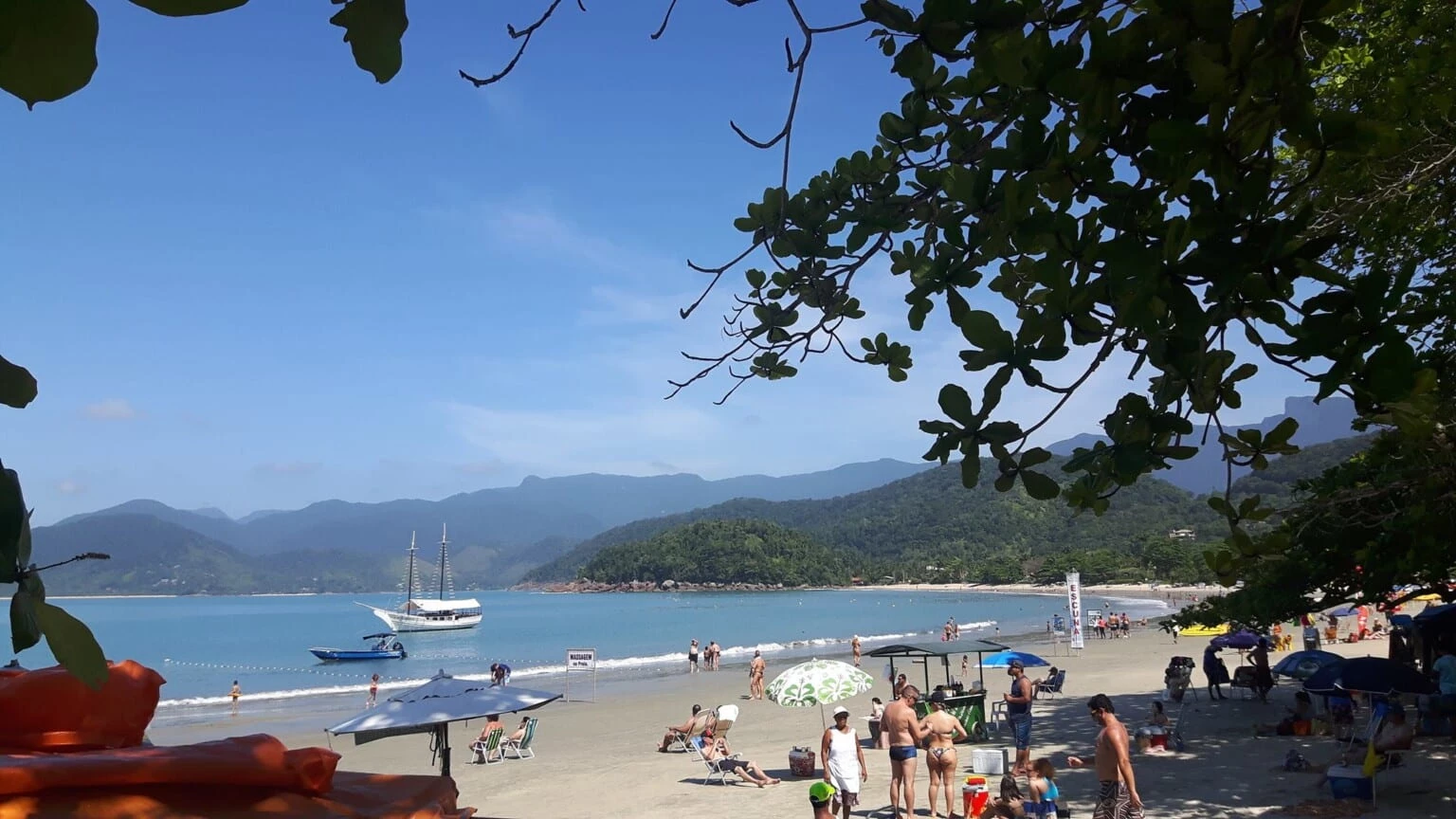 Praia do Lázaro: dicas, imagens e vídeos da atração de Ubatuba