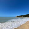 Praia do Madeiro: guia completo desse paraíso no Rio Grande do Norte