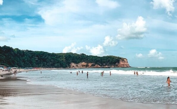 Praia do Madeiro: guia completo desse paraíso no Rio Grande do Norte