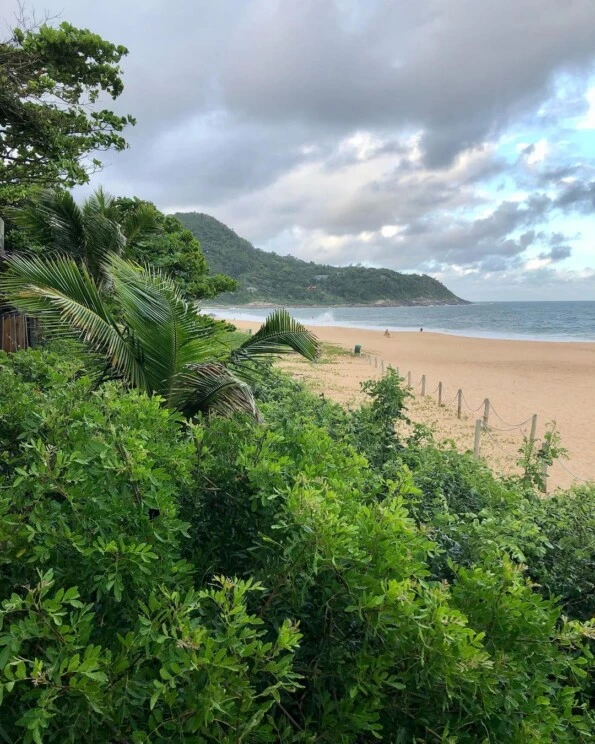 Praia do Pinho: onde fica, o que fazer, hospedagem, dicas e informações
