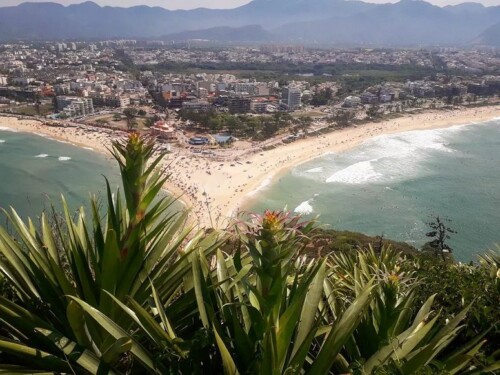 Pedra do Pontal: dicas para aproveitar a trilha carioca