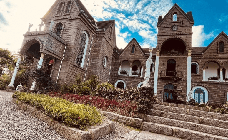 Castelos no Brasil: 14 locais encantadores para conhecer