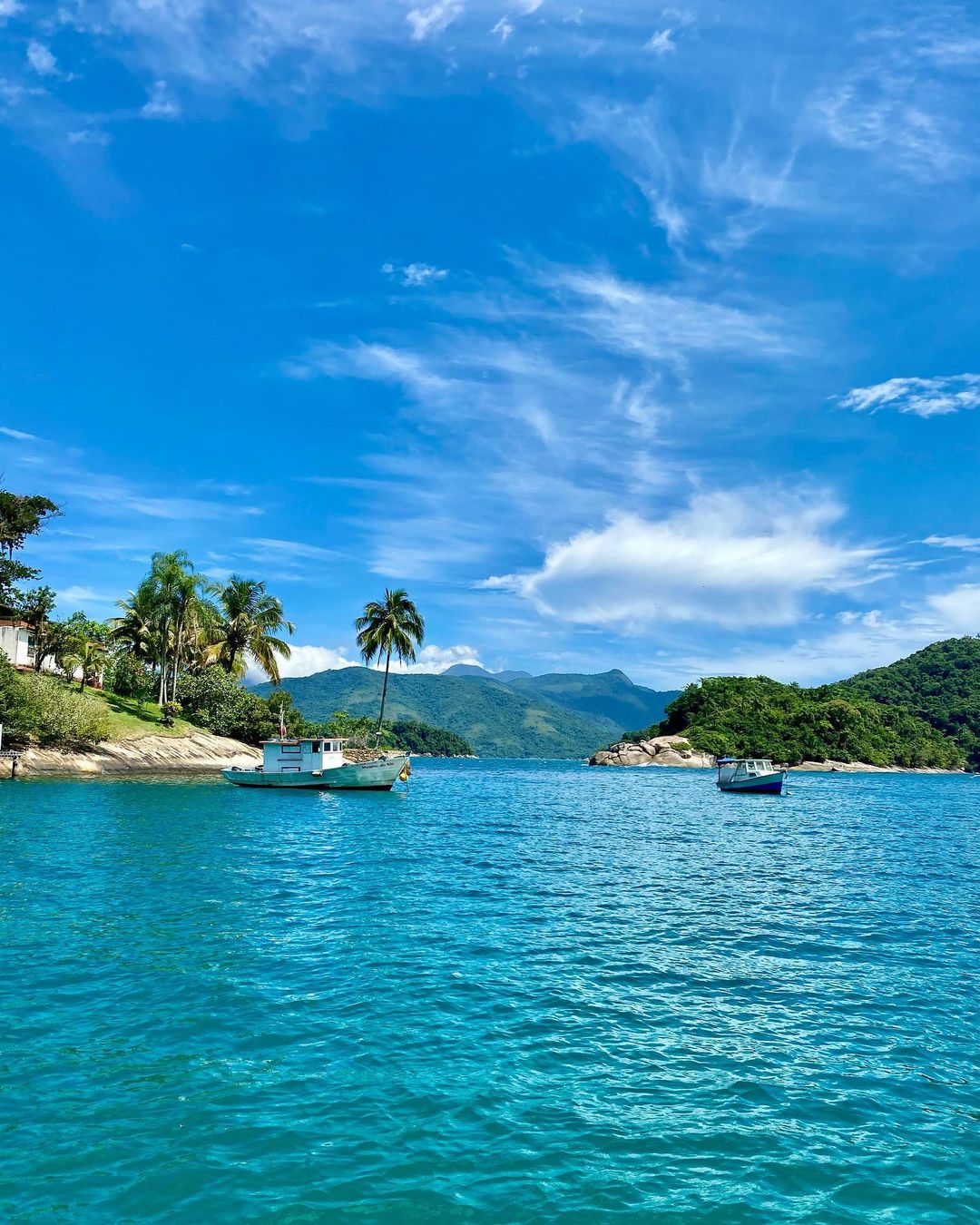 Ilha dos Cocos: guia completo com atividades e hospedagem para curtir