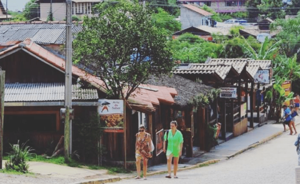 Piscina natural da Praia do Rosa: onde fica, o que fazer e dicas