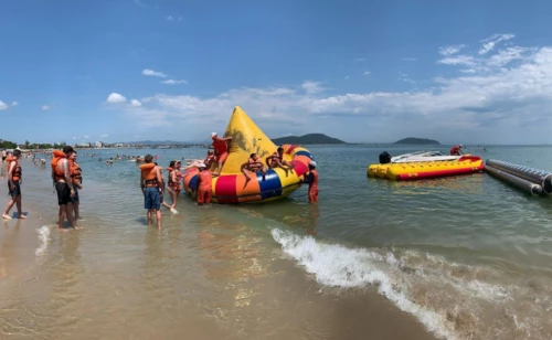 Praia da Enseada: onde fica, como chegar e muito mais!