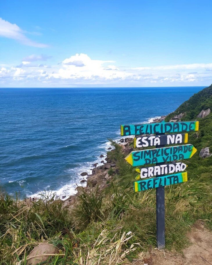 Praia da Enseada: onde fica, como chegar e muito mais!