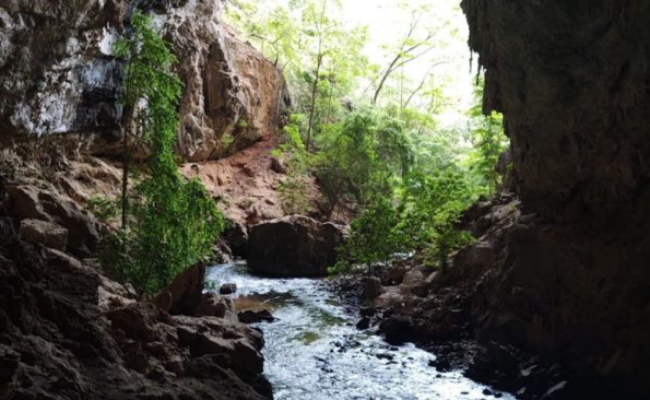 Terra Ronca: cavernas INCRÍVEIS te aguardam em Goiás