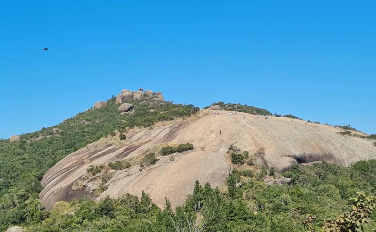 Pedra Grande: onde fica, como chegar e o que fazer para curtir!