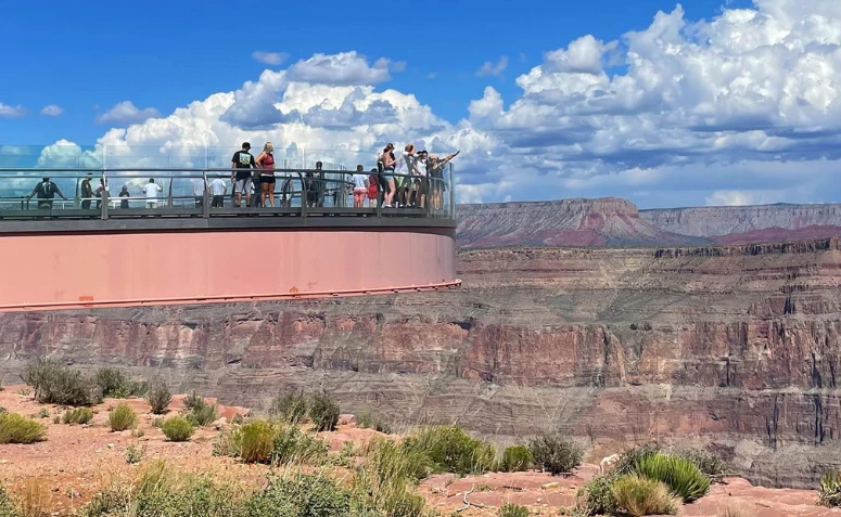 Rota 66: um roteiro repleto de atrações históricas e alucinantes