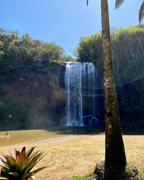 Cachoeira Grande Lagoinha: como visitar e 9 fotos INCRÍVEIS