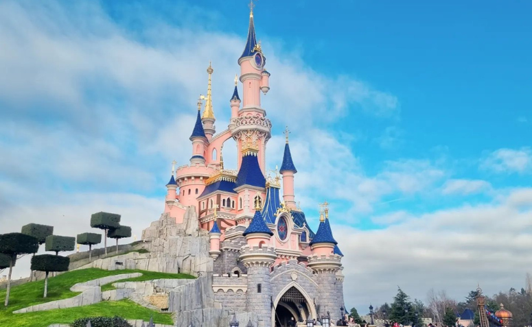 Disney Paris, na França: parques, ingressos, lojas e restaurantes