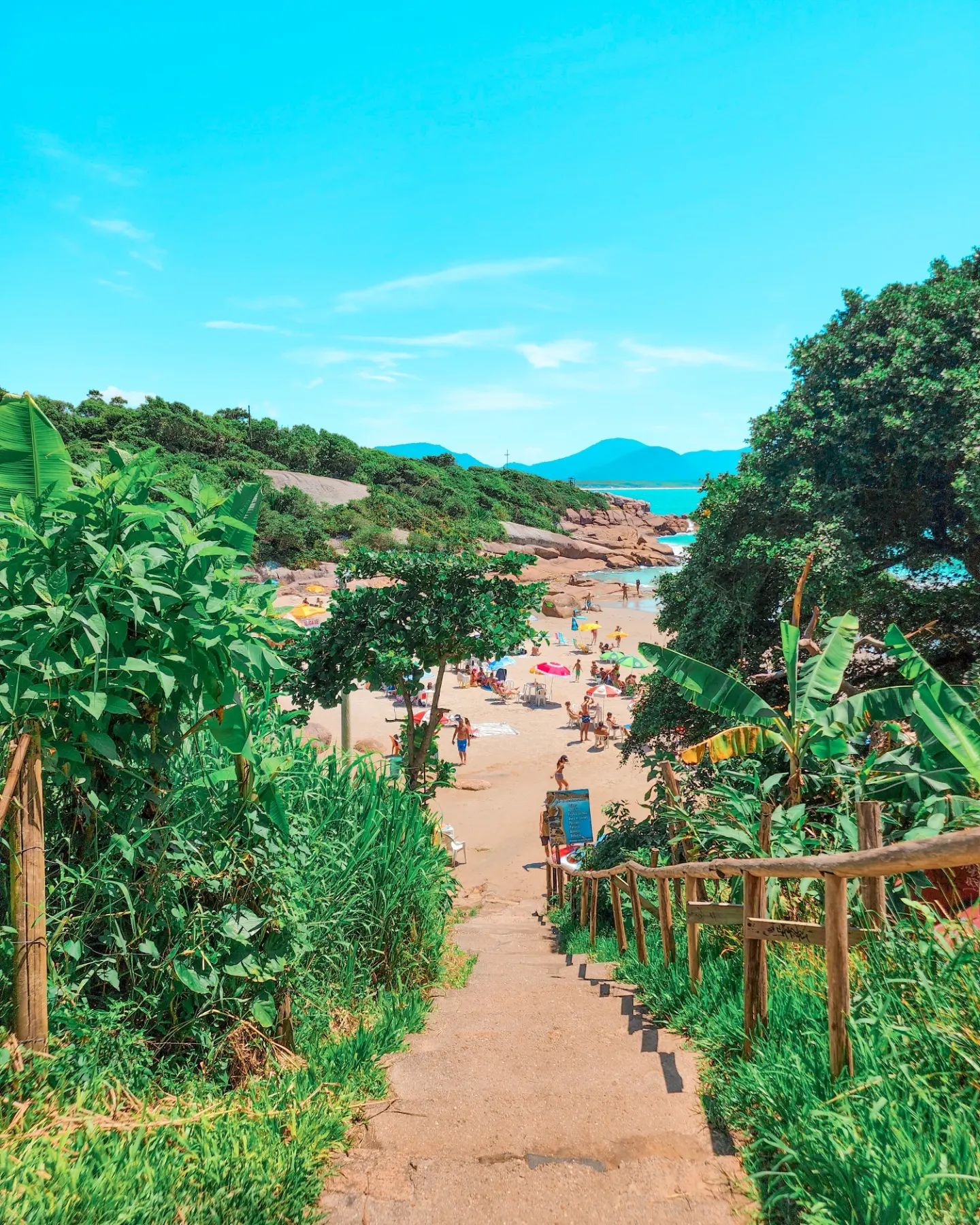 Barra da Lagoa: onde fica e o que fazer nesse paraíso em Floripa